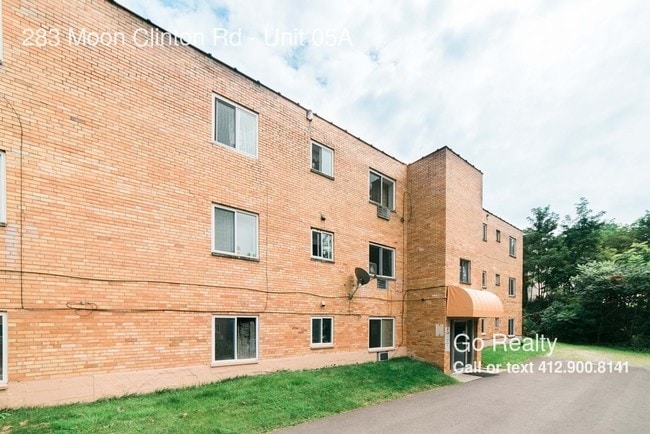 283 Moon Clinton Rd - 283 Moon Clinton Rd Moon Township PA 15108 ...