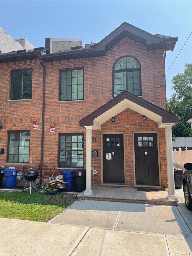 42-15-42214 214th Pl - 42-15-42214 214th Pl Bayside NY 11364 ...