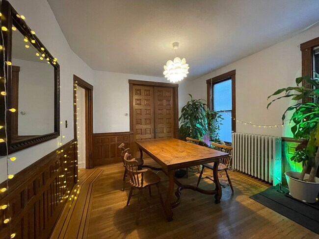 2312 Bryant Ave S - 2312 Bryant Ave S Minneapolis MN 55405 | Apartment ...