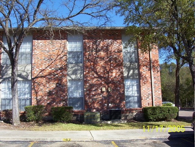 College View Apartments - 600 W 9th Ave Belton TX 76513 | Apartment Finder