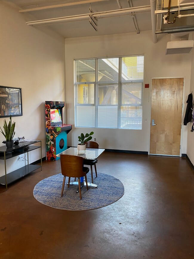 2633 Telegraph Ave - 2633 Telegraph Ave Oakland CA 94612 | Apartment Finder