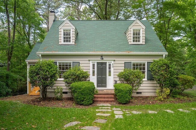 Adorable Cape Cod + Studio Apartment - 400 Whitehead Cir Chapel Hill NC ...