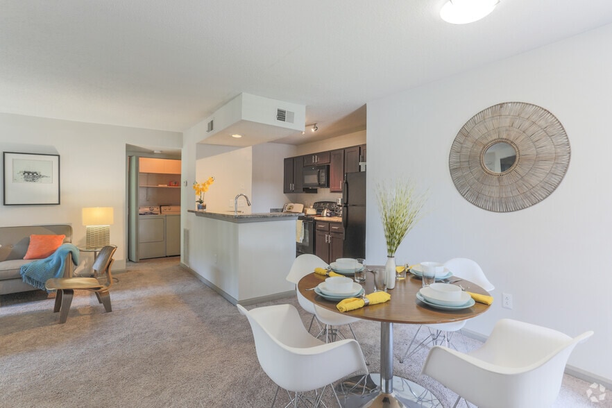 The Point at Tech Center - 128 Jefferson Point Ln Newport News VA 23602 ...