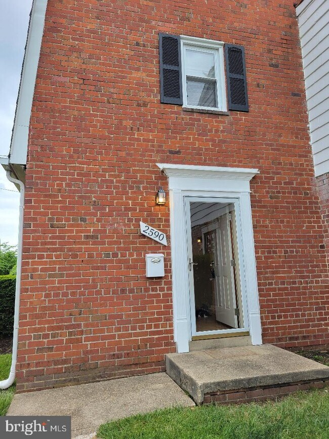 2590 Iverson St - 2590 Iverson St Hillcrest Heights MD 20748 ...