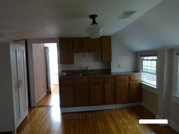 37 Castle St - 37 Castle St East Greenwich RI 02818 | Apartment Finder