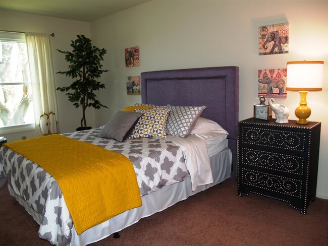 Sand Spring Apartments - 4101 Sand Spring Rd Schnecksville PA 18078 ...