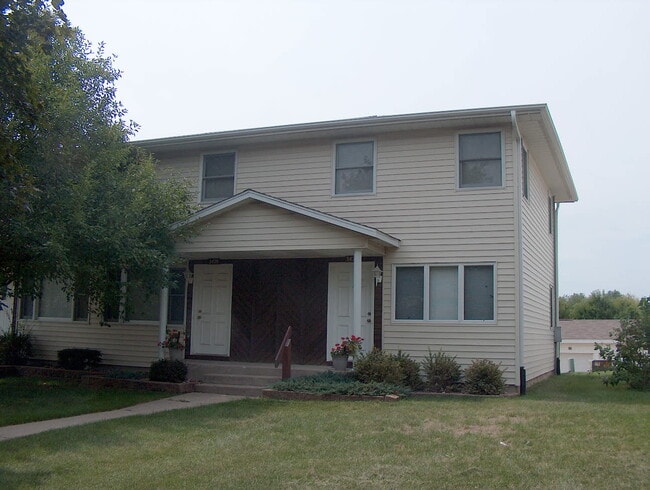 3426 Hillandale Rd - 3426 Hillandale Rd Davenport IA 52806 | Apartment ...