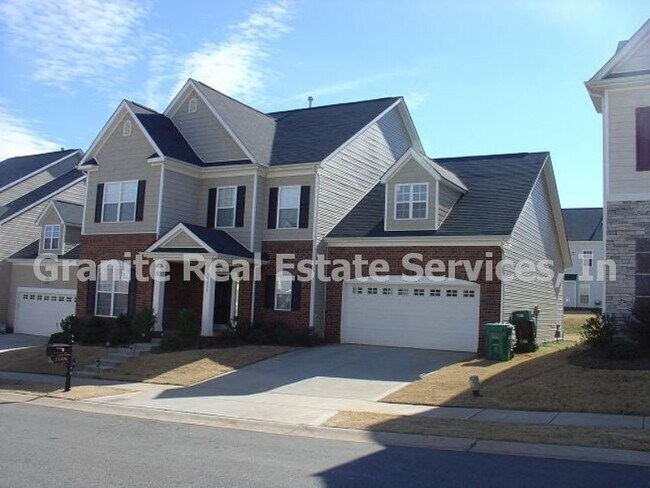 Stylish Executive Style Home - 13406 Meadowmere Rd Huntersville NC ...