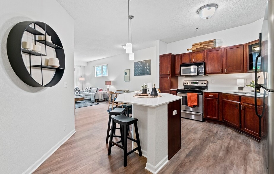 808 Berry Place - 808 Berry St Saint Paul MN 55114 | Apartment Finder