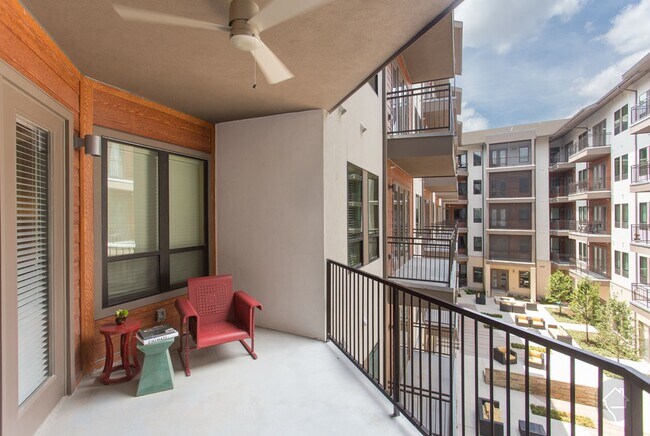 The Kenzie At The Domain - 3201 Esperanza Crossing Austin TX 78758 ...