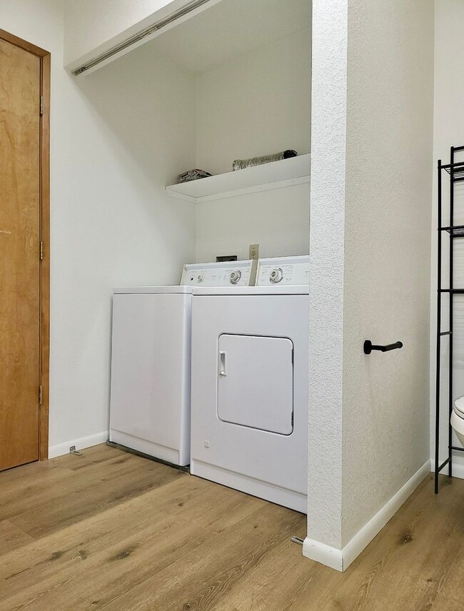 Newly Renovated Farmhouse style unit with new mini split for heating ...