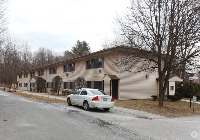 9 Bussey Ln - 9 Bussey Ln Hoosick Falls NY 12090 | Apartment Finder