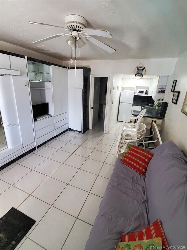 18335 Collins Ave - 18335 Collins Ave Sunny Isles Beach FL 33160 ...