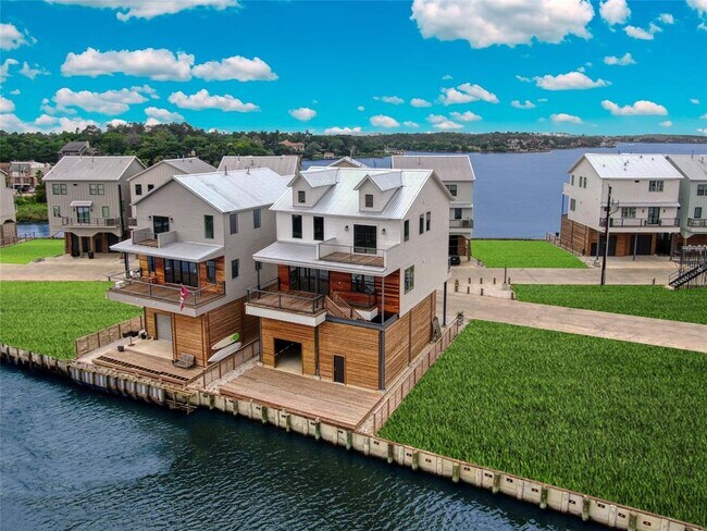 28 Cmdr. Runco Ln - 28 Cmdr. Runco Ln Seabrook TX 77586 | Apartment Finder