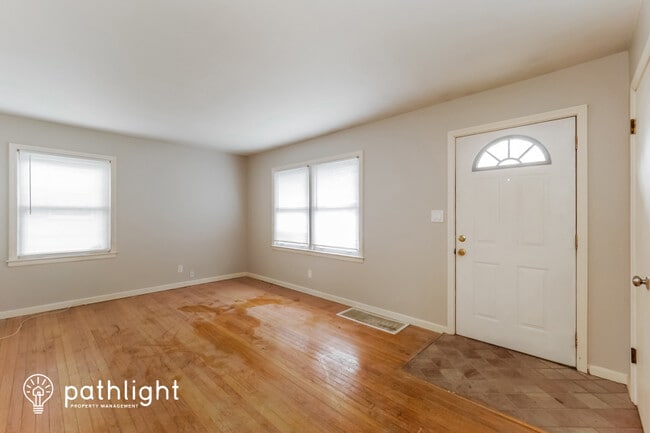 8421 Main Street - 8421 Main St Kansas City MO 64114 | Apartment Finder