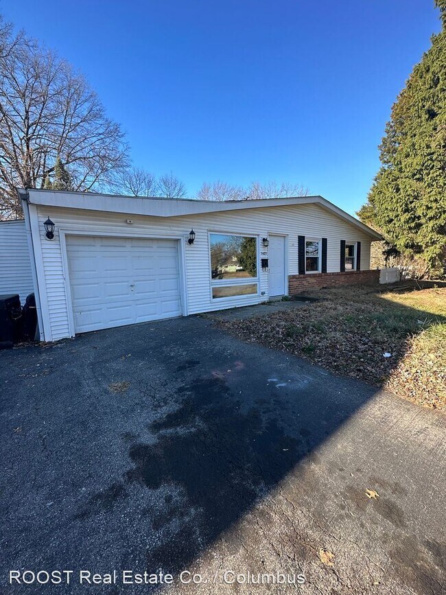 4 br, 1.5 bath House - 1423 Country Club Road - 1423 Country Club Rd ...