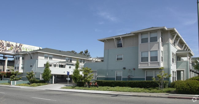Foothill Family Apartments - 6920-6946 Foothill Blvd Oakland CA 94605 ...