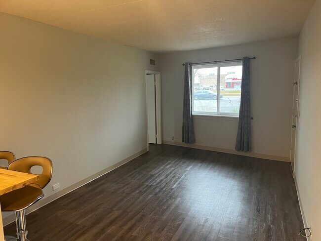 29W543 Batavia Rd - 29W543 Batavia Rd Warrenville IL 60555 | Apartment ...