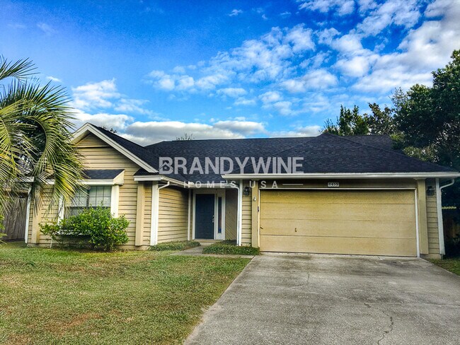 Deck the Halls of Your New Residence – App... - 8455 Weather Vane Ct ...