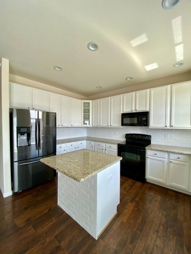 Multi Level Living in Fountain! Private Suite with Kitchenette in ...
