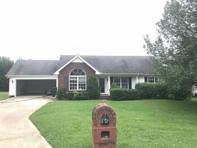 3 bedroom 2 Bath with a garage - 1607 Galston Ct Murfreesboro TN 37128 ...