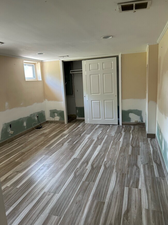 9 Maple Mall - 9 Maple Mall Commack NY 11725 | Apartment Finder