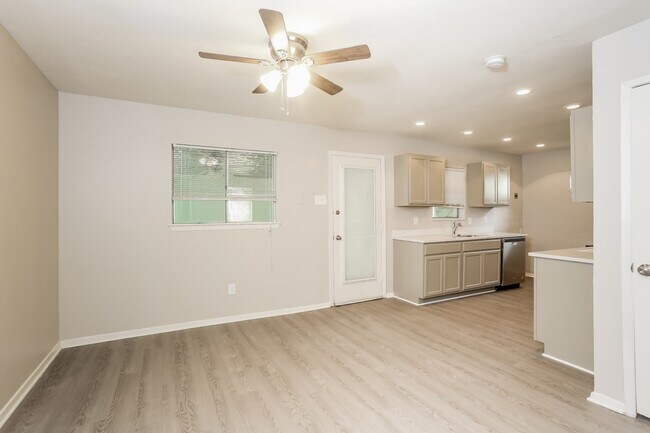 112 Cooper Street - 112 Cooper St Cedar Hill TX 75104 | Apartment Finder