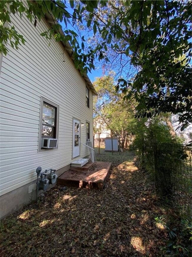 805 E 47th St - 805 E 47th St Austin TX 78751 | Apartment Finder