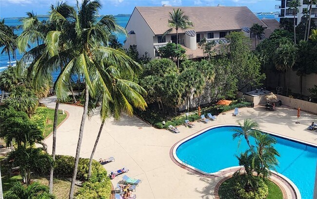 540 Brickell Key Dr - 540 Brickell Key Dr Miami FL 33131 | Apartment Finder