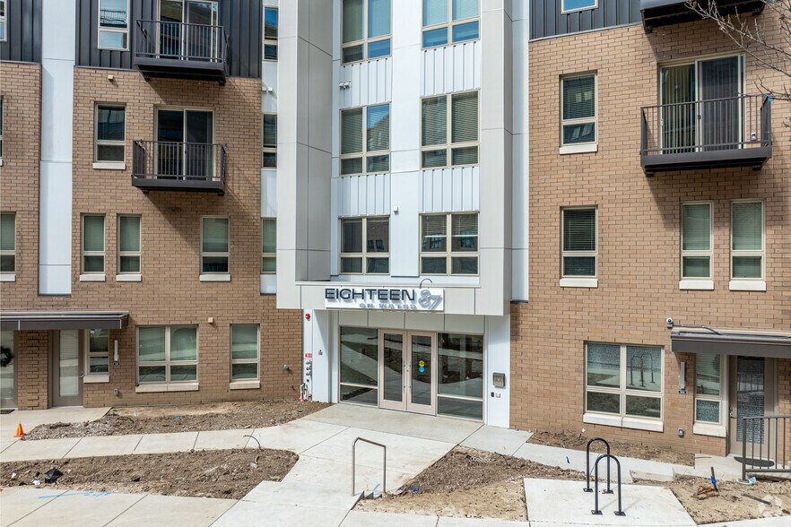 Eighteen87 - 1887 N Water St Milwaukee WI 53202 | Apartment Finder