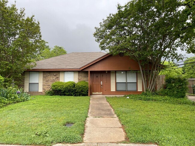 4200 Windhurst Dr Arlington TX 76015 - 4200 Windhurst Dr Arlington TX ...