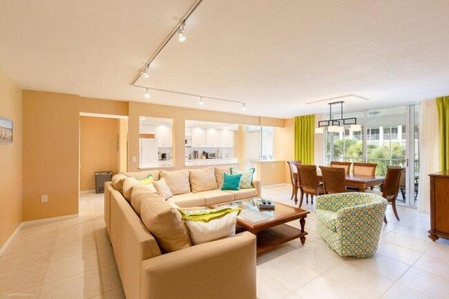 110 Half Moon Cir - 110 Half Moon Cir Hypoluxo FL 33462 | Apartment Finder