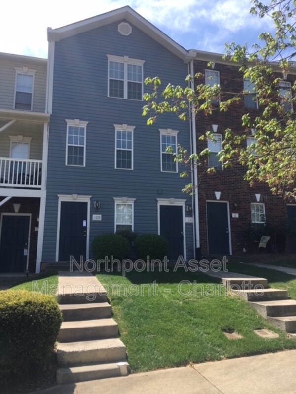 118 Steam Engine Dr - 118 Steam Engine Dr Mooresville NC 28115 ...