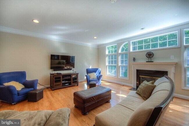 6042 Deer Ridge Trail - 6042 Deer Ridge Trail Springfield VA 22150 ...