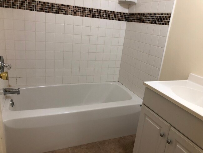 194 Main St - 194 Main St Binghamton NY 13905 | Apartment Finder