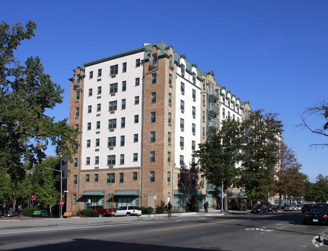 Hubbard Place - 3500 14th St NW Washington DC 20010 | Apartment Finder