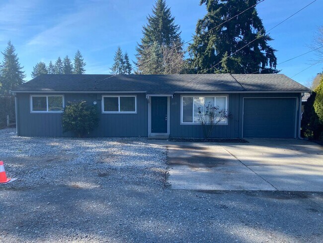 Charming 3-bedroom, 1-bathroom house in Fe... - 1019 SW 306th St ...