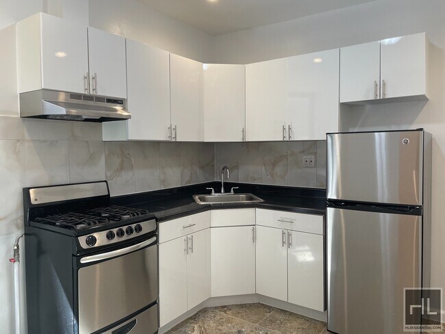 WEST 37 STREET - 332 W 37th St New York NY 10018 | Apartment Finder