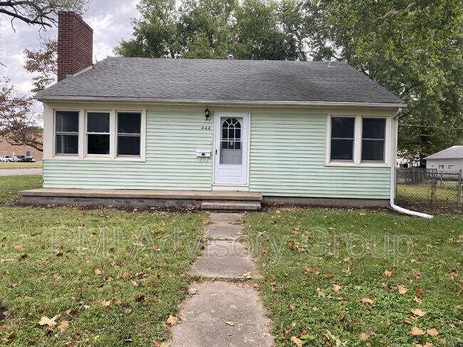 444 NE Sumner St - 444 NE Sumner St Topeka KS 66616 | Apartment Finder