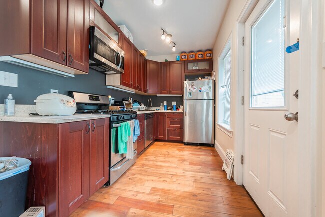 23 Caldwell St - 23 Caldwell St Charlestown MA 02129 | Apartment Finder