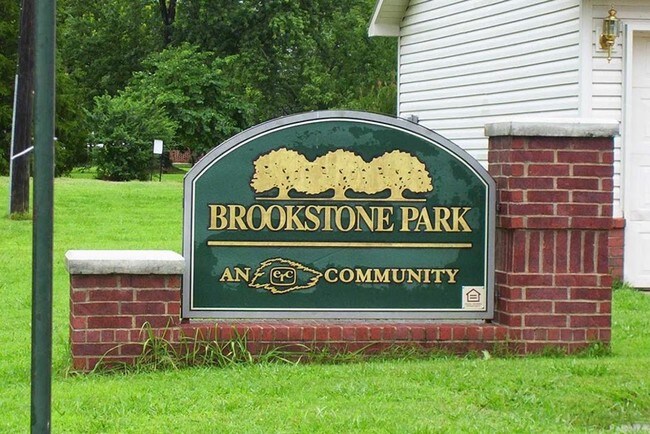 Brookstone Park Apartments - 331 S Skaggs Rd Clarksville AR 72830 ...