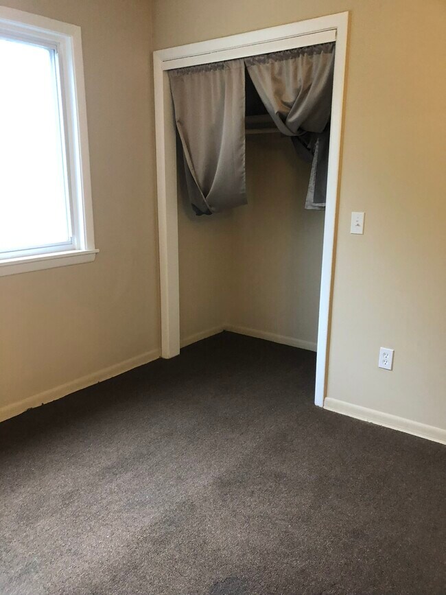 41 Arbutus St - 41 Arbutus St Rochester NY 14609 | Apartment Finder