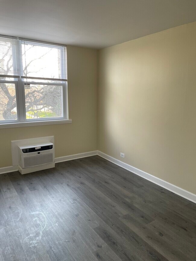 4281 W 76th St - 4281 W 76th St Chicago IL 60652 | Apartment Finder