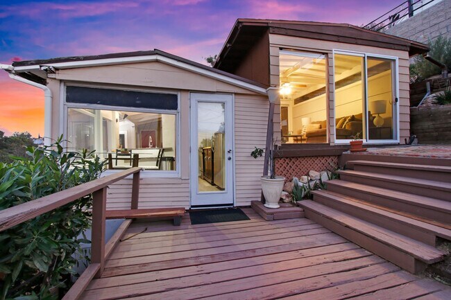 RARE HOLLYWOOD HILLS COTTAGE W/ 180 DEGREE... - 3112 Goodview Trail Los Angeles CA 90068 ...
