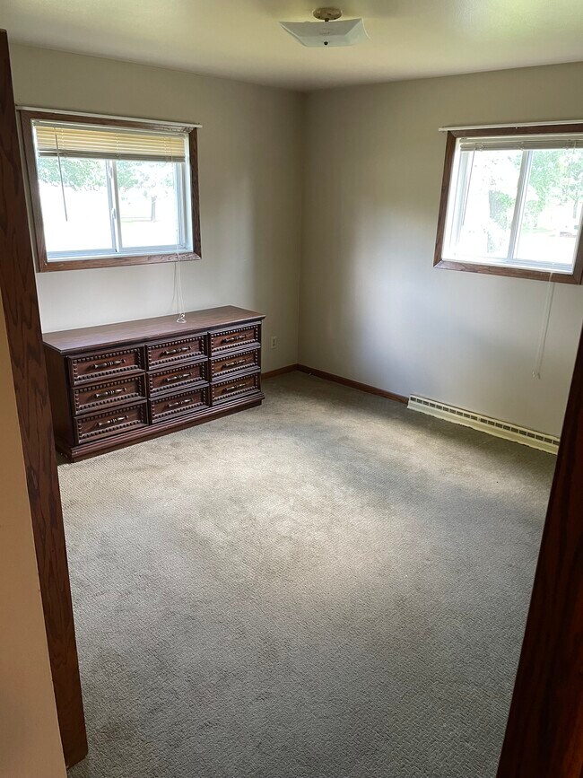 847 W Hamilton Ave - 847 W Hamilton Ave Eau Claire WI 54701 | Apartment ...