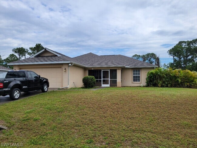 103 East 11th Street - 103 East 11th Street Lehigh Acres FL 33972 ...