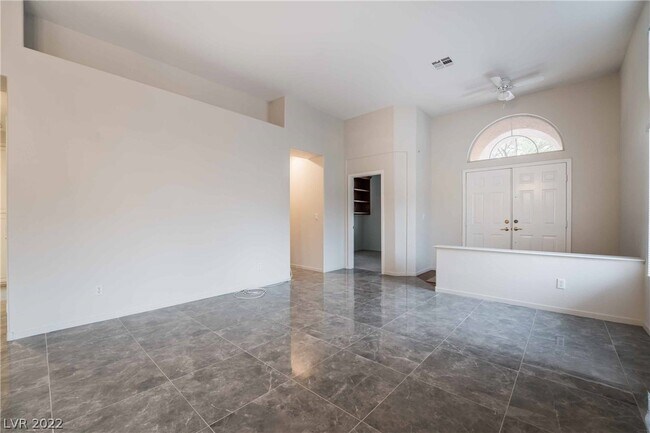 8043 Shadowvale Dr - 8043 Shadowvale Dr Las Vegas NV 89147 | Apartment ...