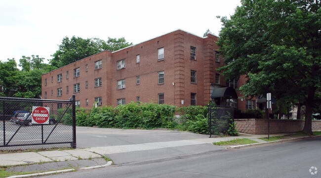 105-107 School St - 105-107 School St Springfield MA 01105 | Apartment ...