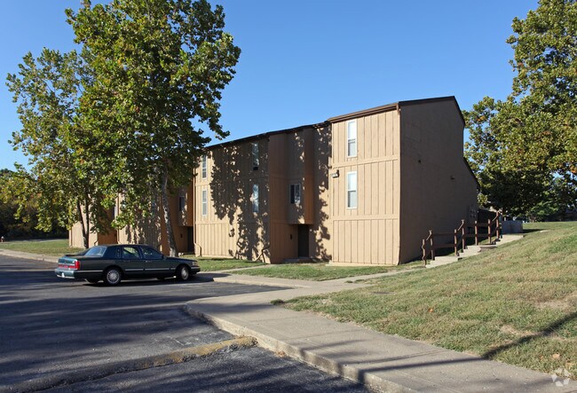 Bryant Manor - 629 N 38th St Kansas City KS 66102 | Apartment Finder