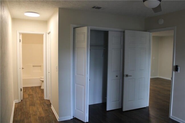 211 Goshen Ln - 211 Goshen Ln Woodstock GA 30188 | Apartment Finder